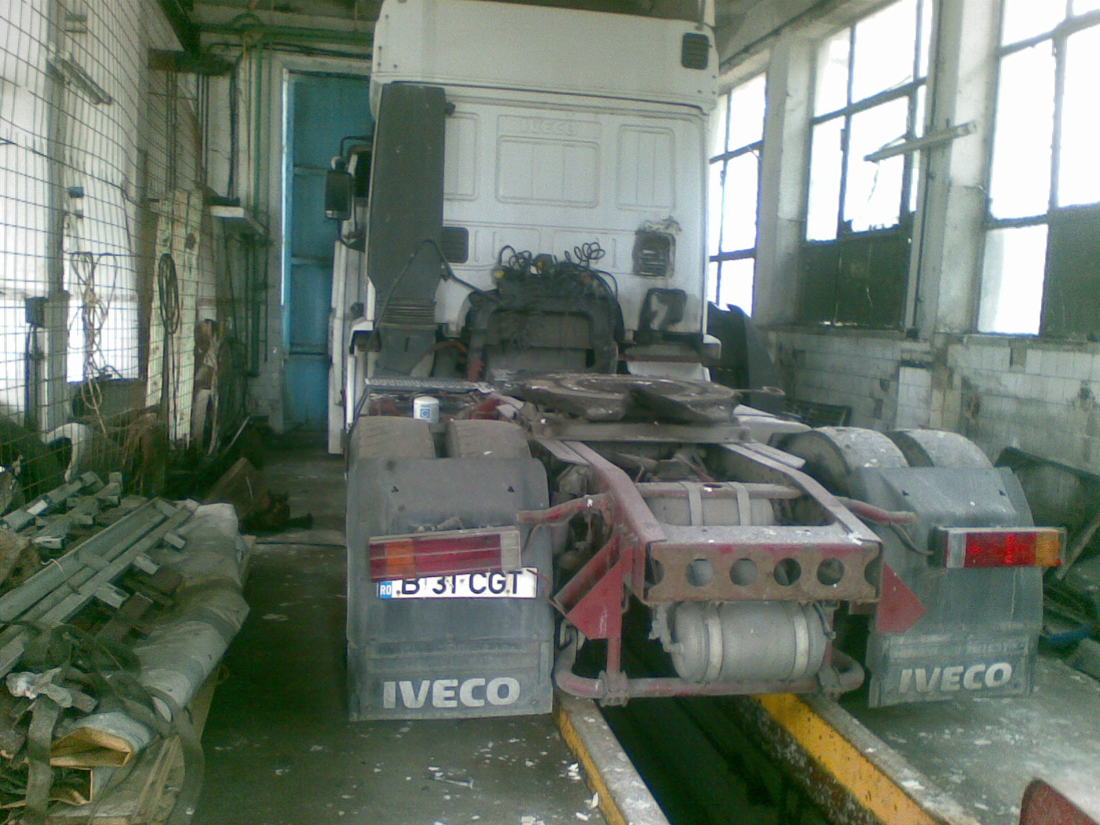 Cap tractor IVECO EUROTECH fabricat in 2001 - Fairsolve.com