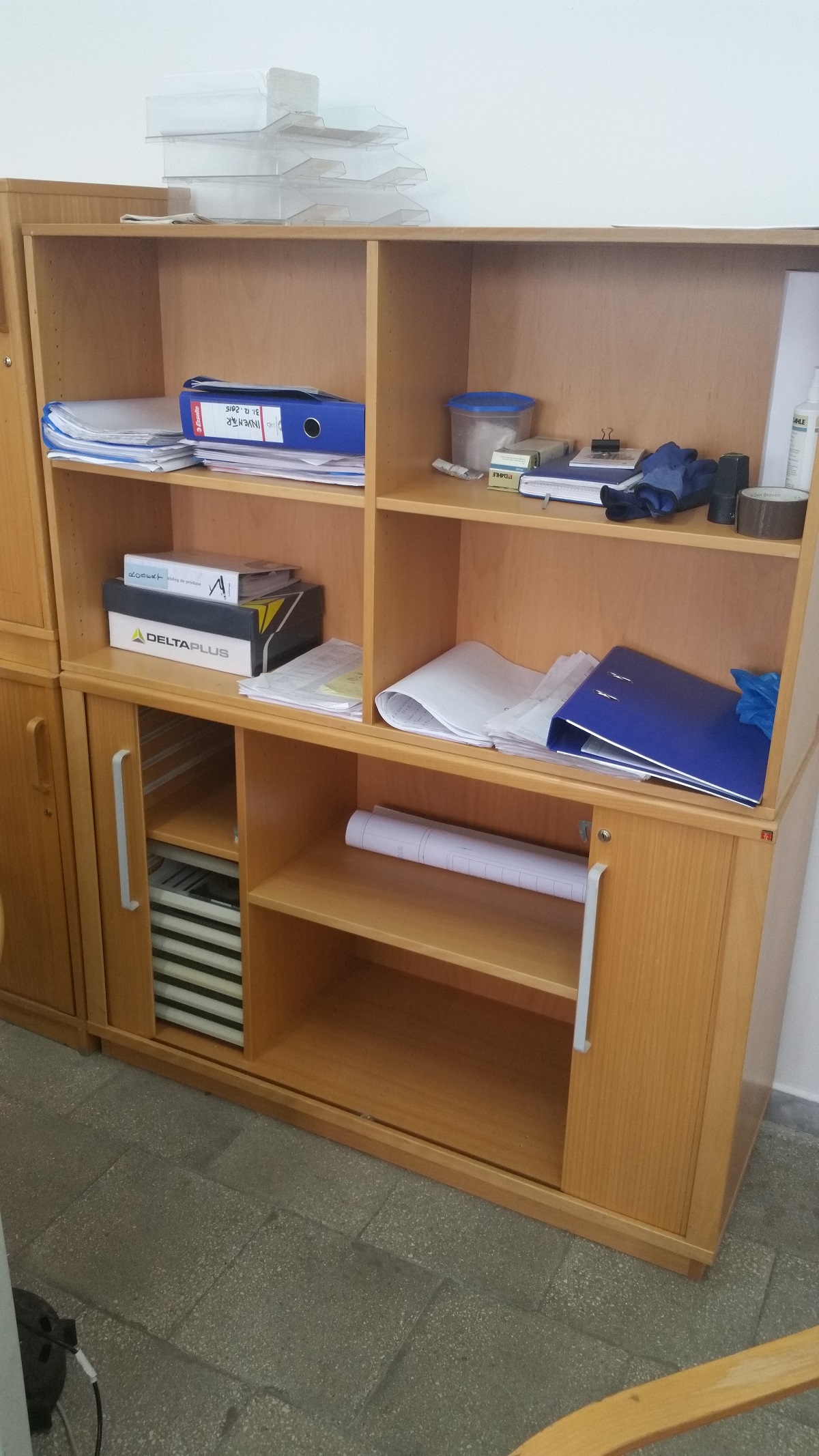 Rafturi documente vechi cu 2 usi - Fairsolve.com